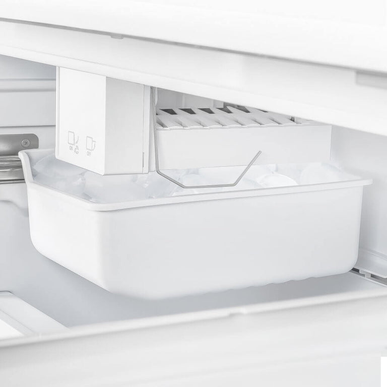 Forno Espresso 30" 17.5 Cu. Ft. Refrigerator with Ice Maker in White w ...