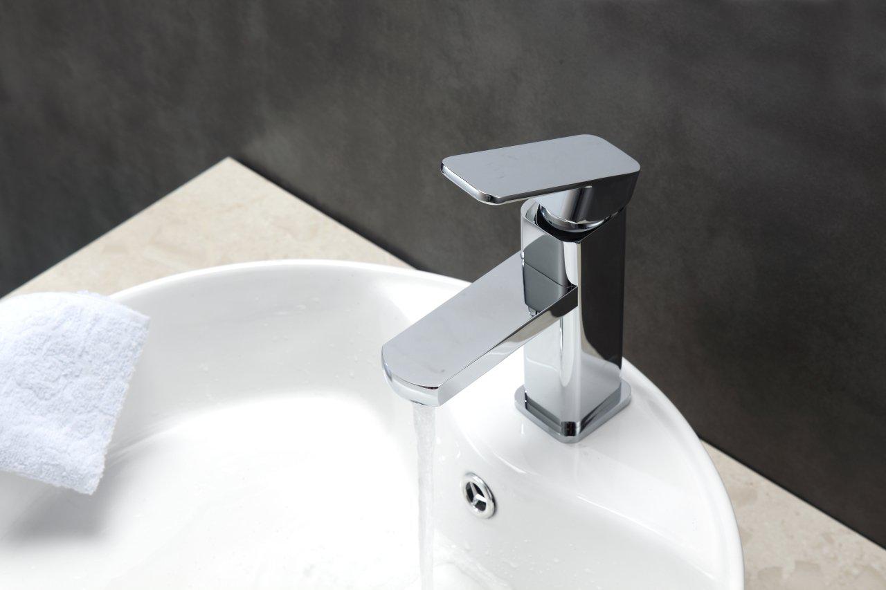 KubeBath Aqua Soho Single Hole Mount Bathroom Vanity Faucet - Chrome ...