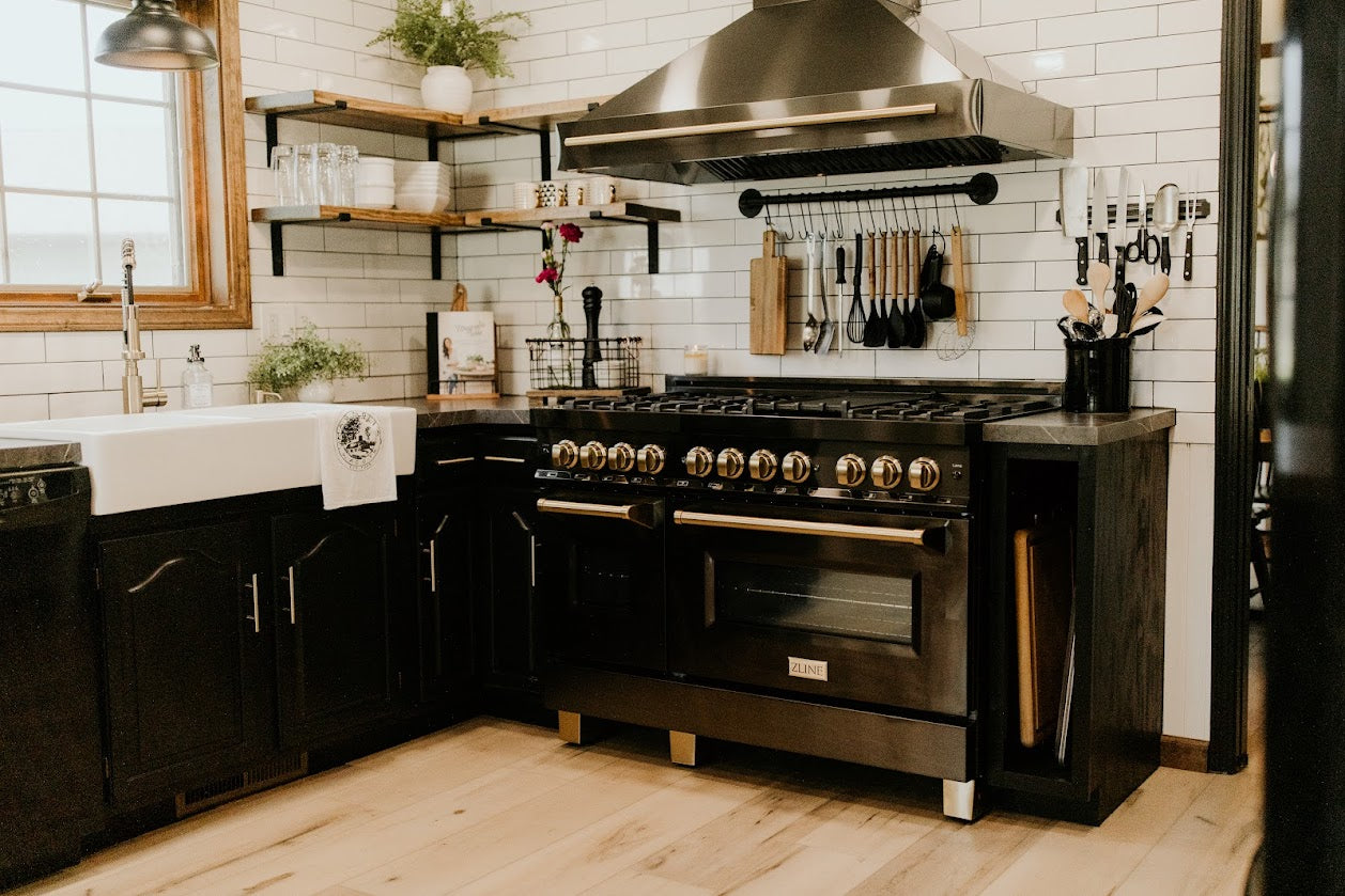 ZLINE Autograph 48 in. Gas Burner/Electric Oven Range in Black Stainle ...