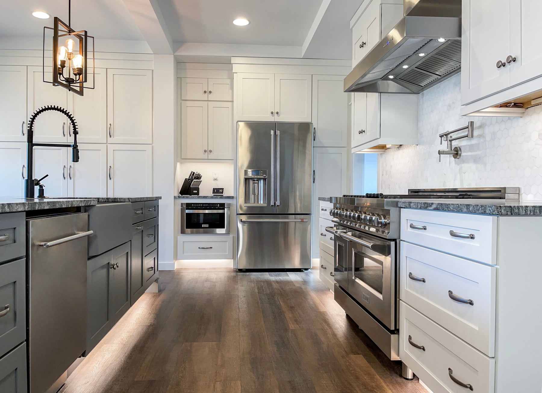 ZLINE 48 in. Professional Gas Burner and Electric Oven in Stainless St ...