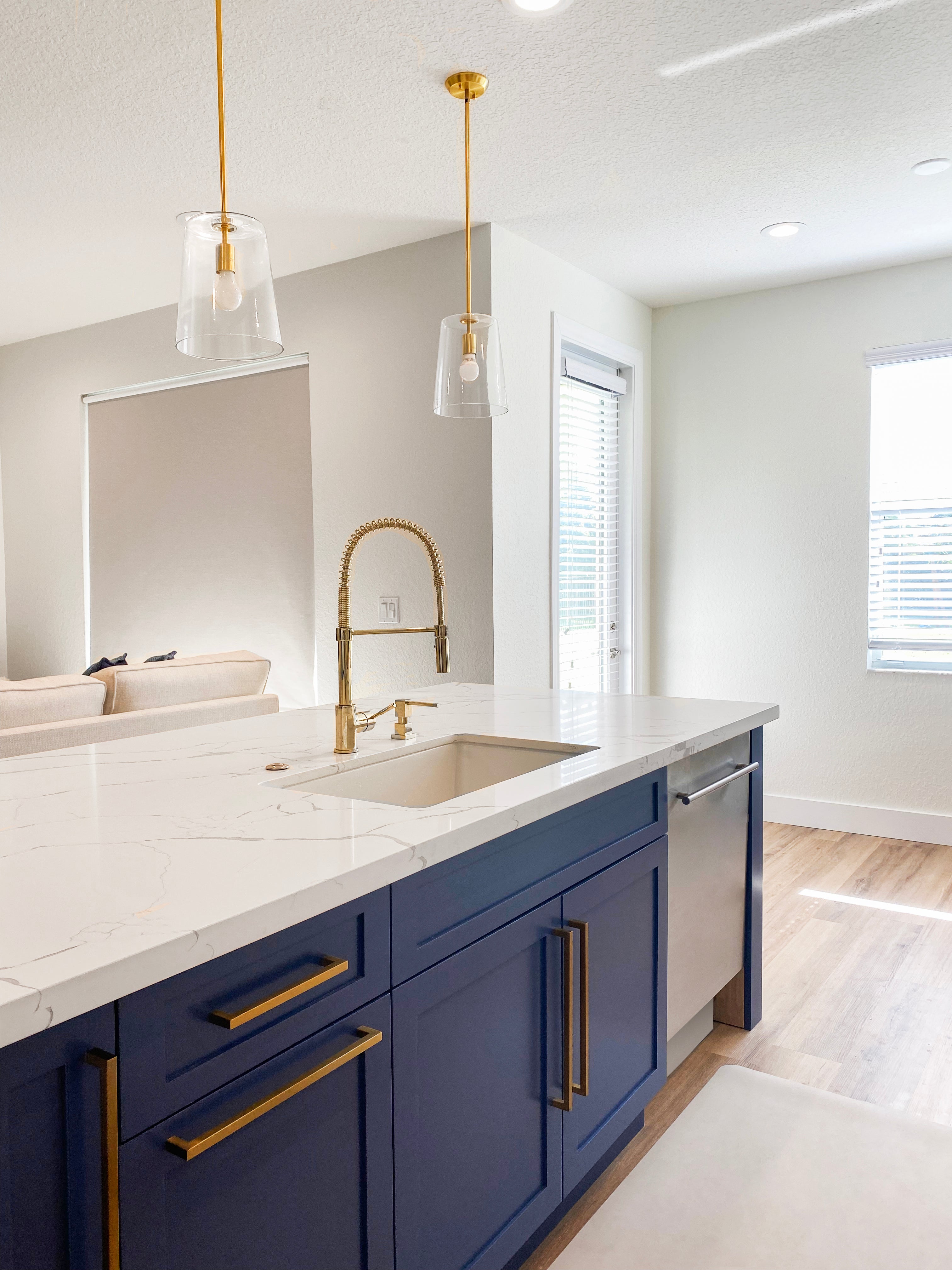 ZLINE Sierra Kitchen Faucet, SRA-KF-PG – Premium Home Source