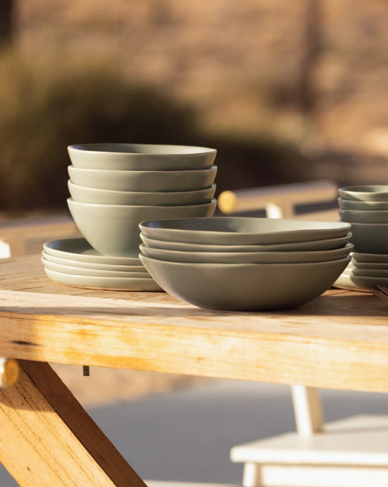 Fable Base Dinnerware Set in Beachgrass Green – Premium Home Source